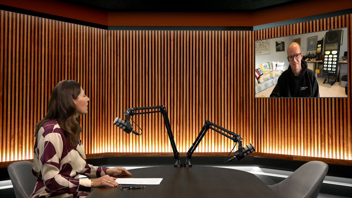 Episode 2 - The dawn of the mobile phone - from fad to full-time ...