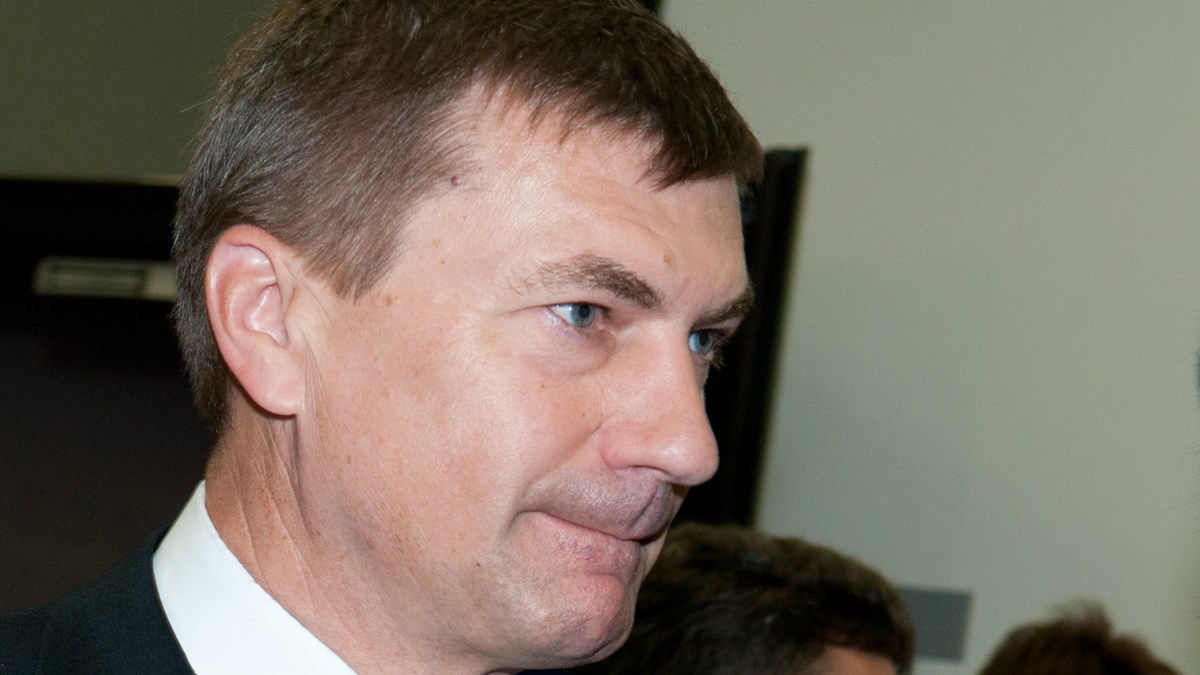 EC’s Ansip changes tack in the wake of Vestager’s merger torpedo ...
