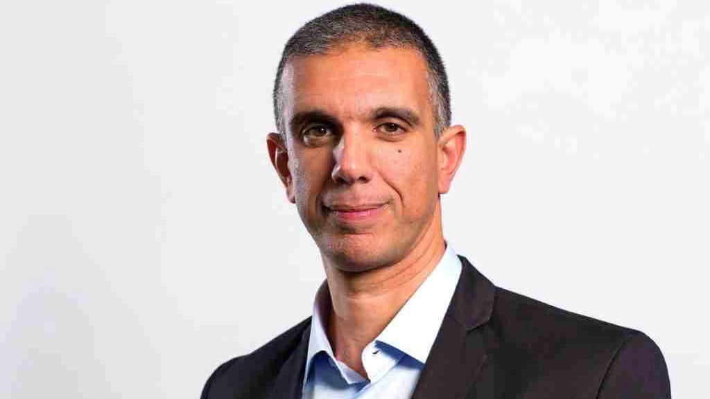 Hey vendors! Now you need to get with Elbaz at AT&T, Digital Platforms ...