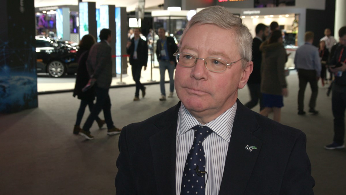 Reconciling standards with open source for the evolution of telecoms ...