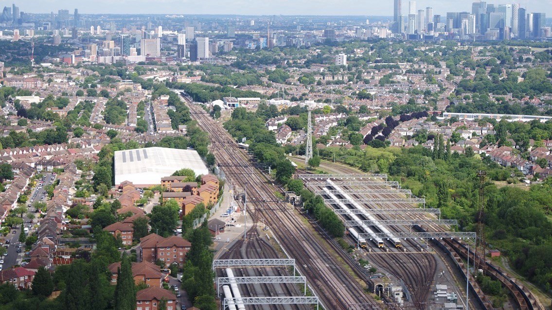 UK’s Network Rail catches the network sharing bug, seeks fibre ...