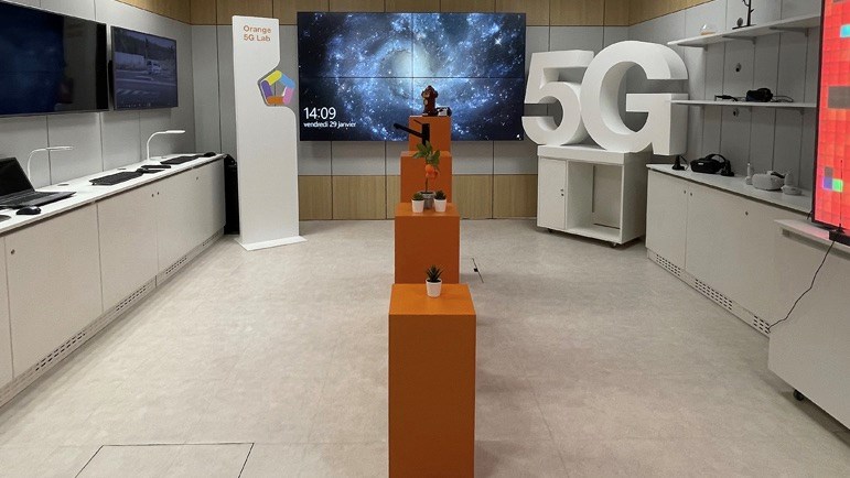 Orange explores its future with ‘experimental network’, Defining 6G ...