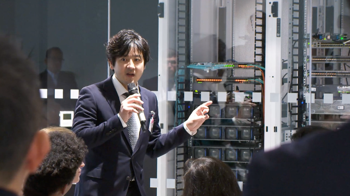 Welcome to the Rakuten Open RAN Customer Experience Center, Open RAN ...