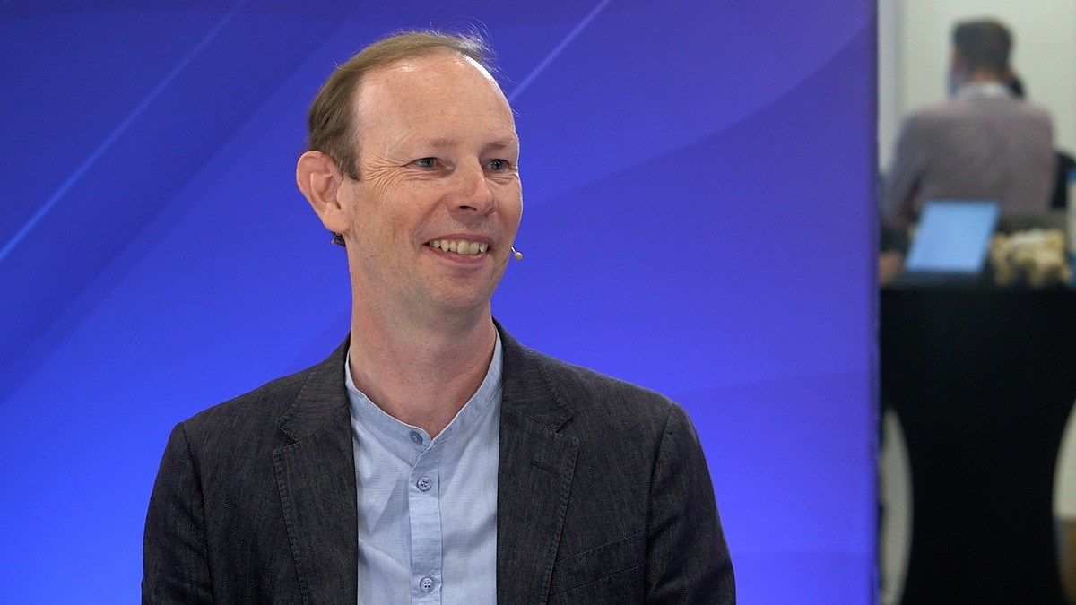 Waving the flag for OpenDaylight, Open Source | TelecomTV