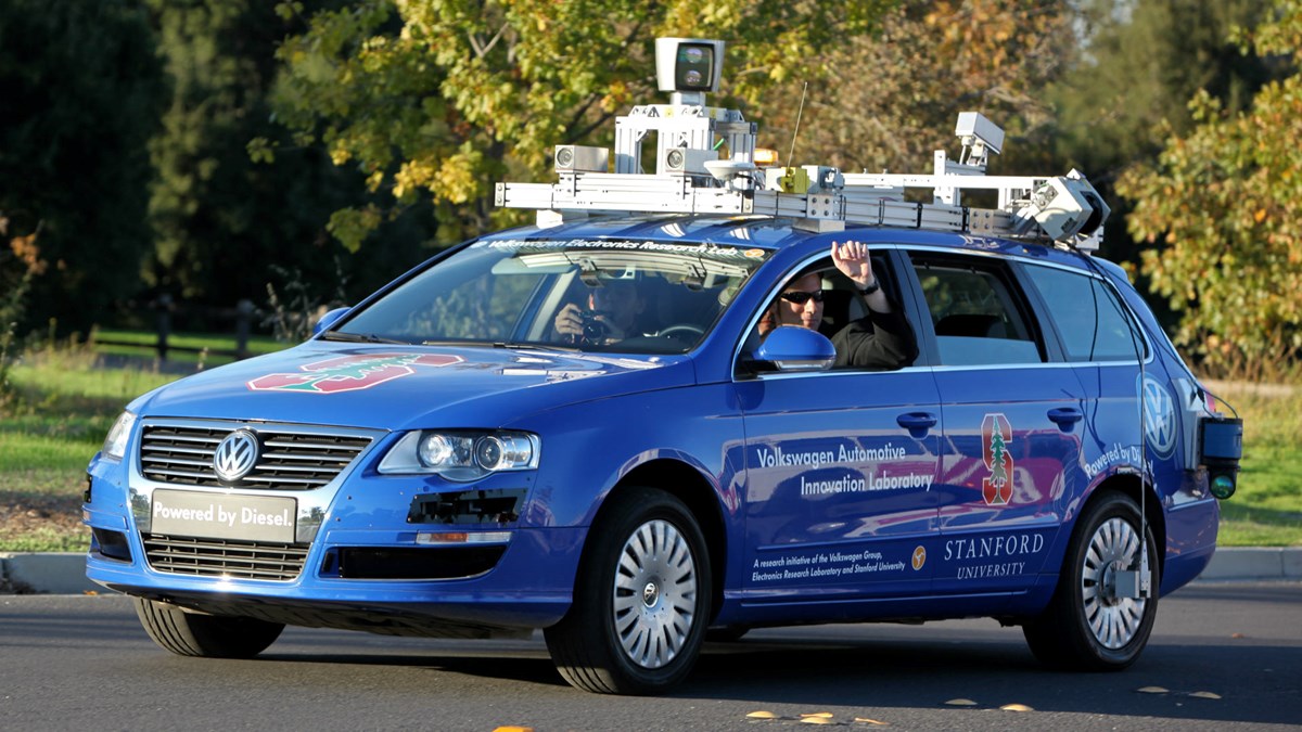 Uber fights London taxi rules as it tests driverless cabs in the US ...